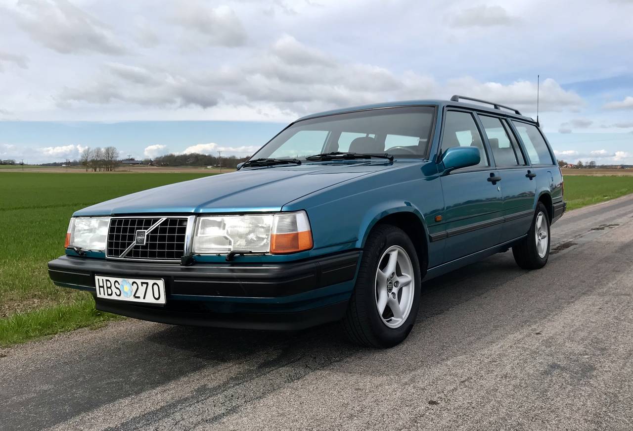Volvo 945 ltt SE "Morfars" (1996) - Garaget