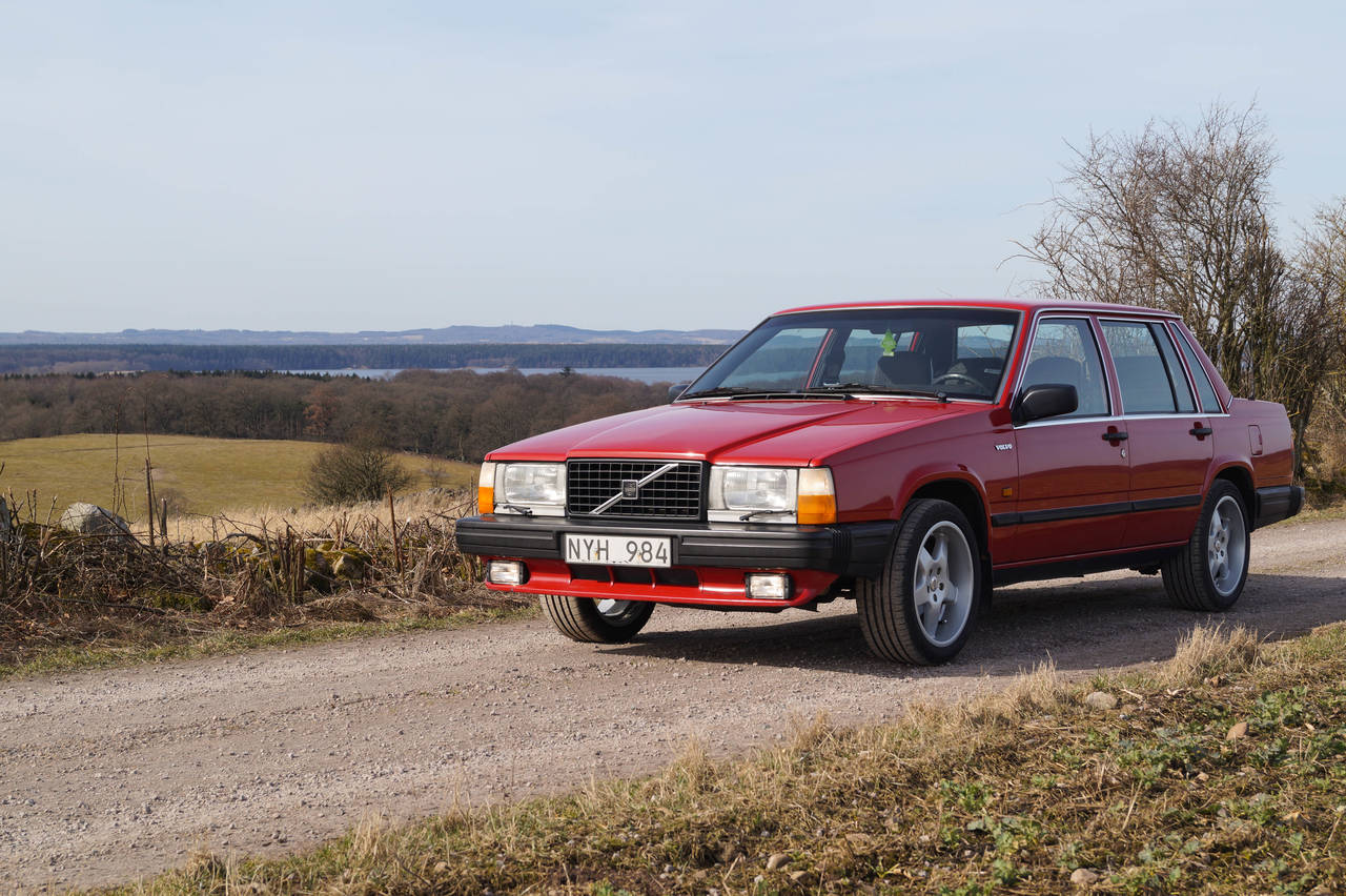Volvo 740 GL (1988) - Garaget