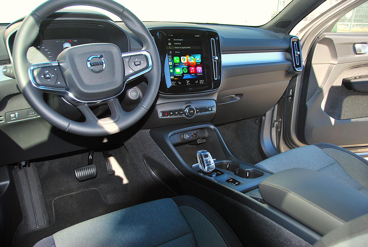 Volvo XC40 B4 Momentum Advanced (2022) - Garaget