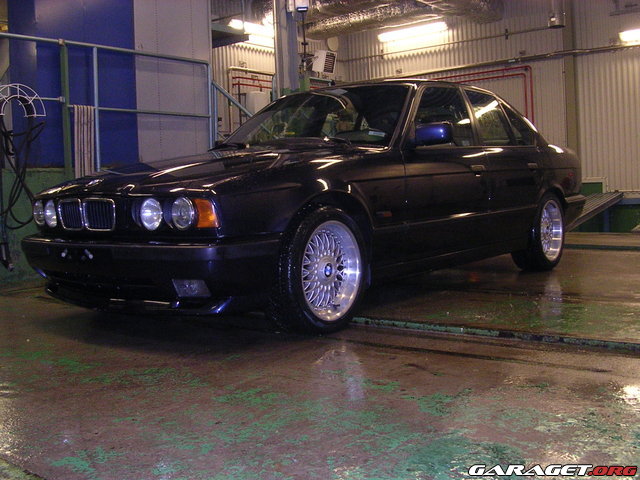 pic request: OrientBlau e34 with Mtech front