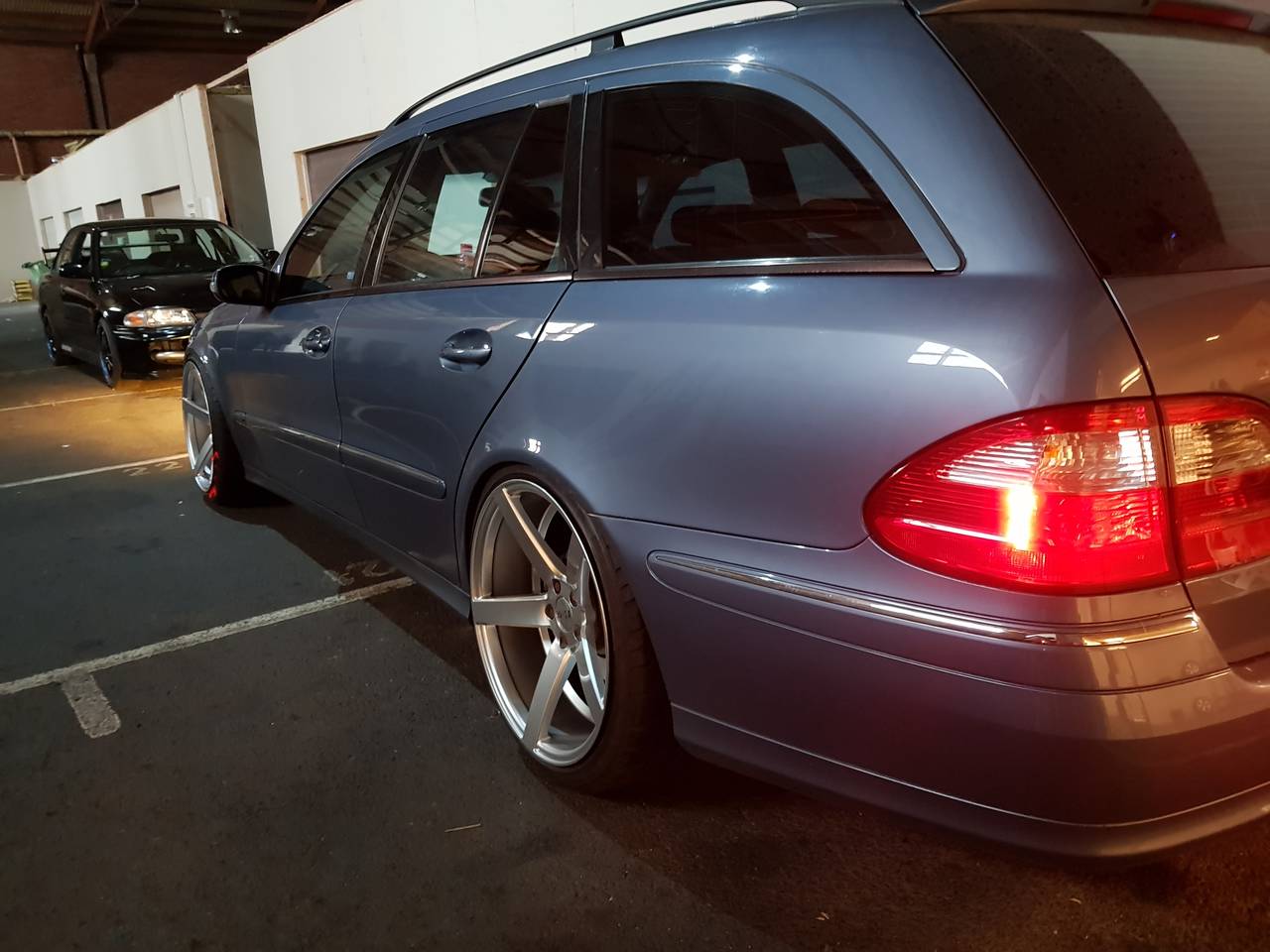 Mercedes w211 320 cdi "VIP Benz" (2005) - Garaget