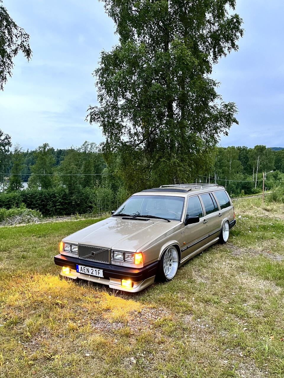 Volvo 745 GLE "D24T" (1986) - Garaget