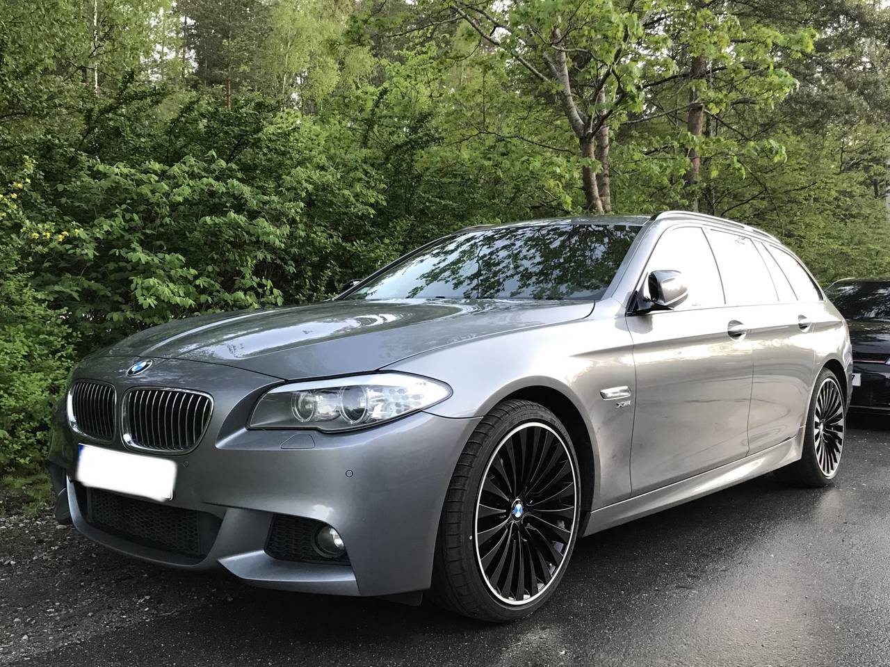 BMW 535d XDrive Touring F11 2012 Garaget