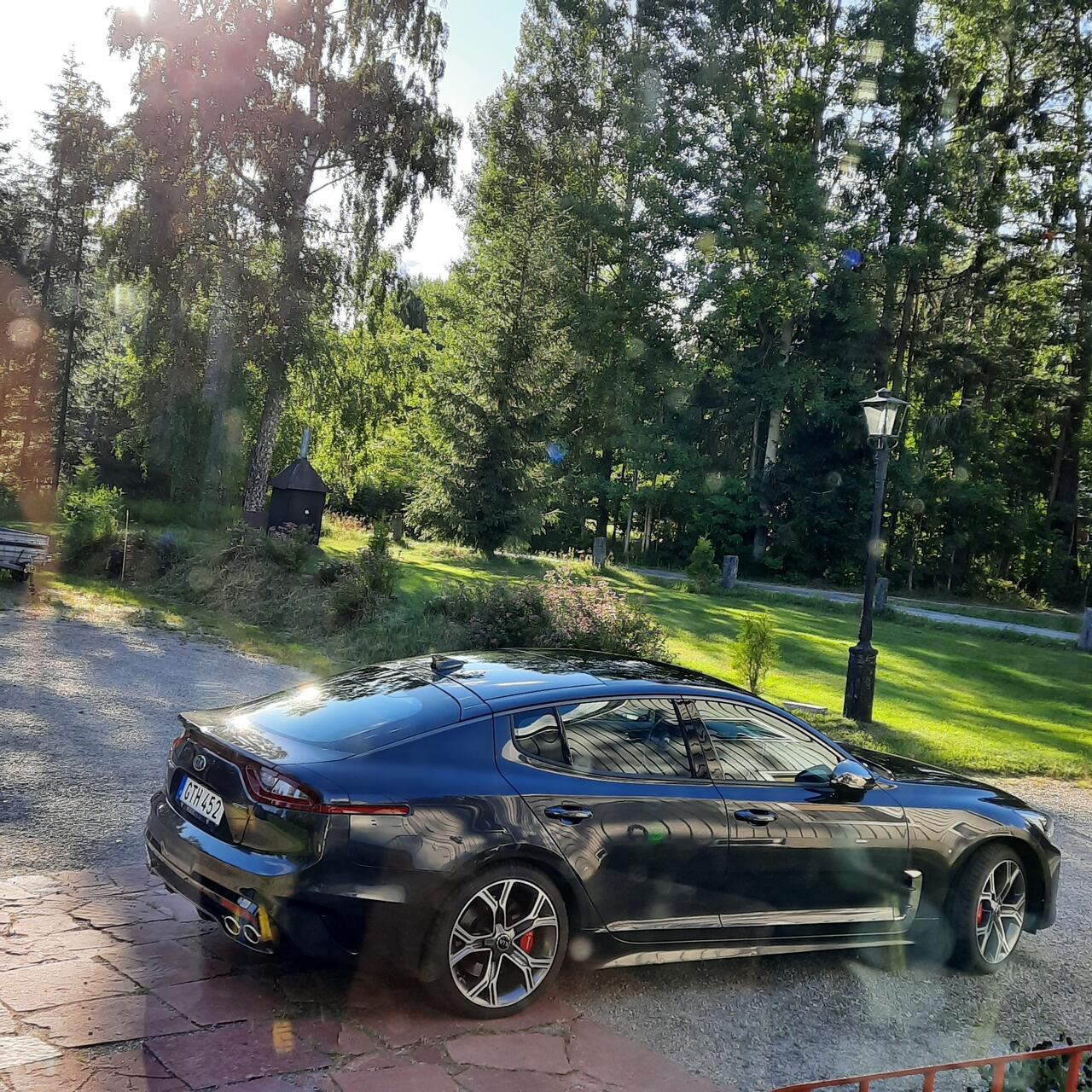 Kia STINGER "Twin-Turbo Rocket" (2018) - Garaget