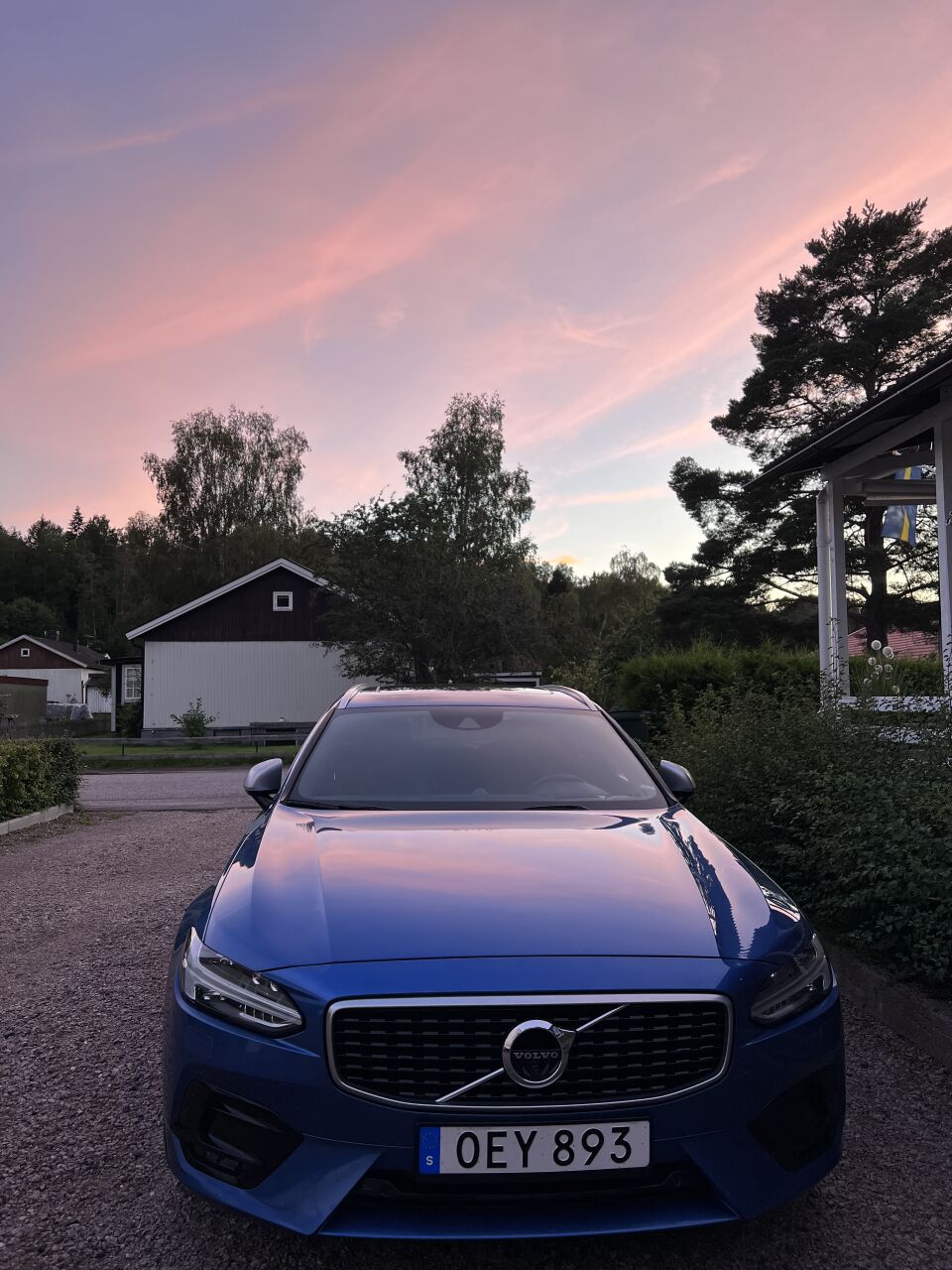 Volvo V90 R-design "V90R" (2019) - Garaget