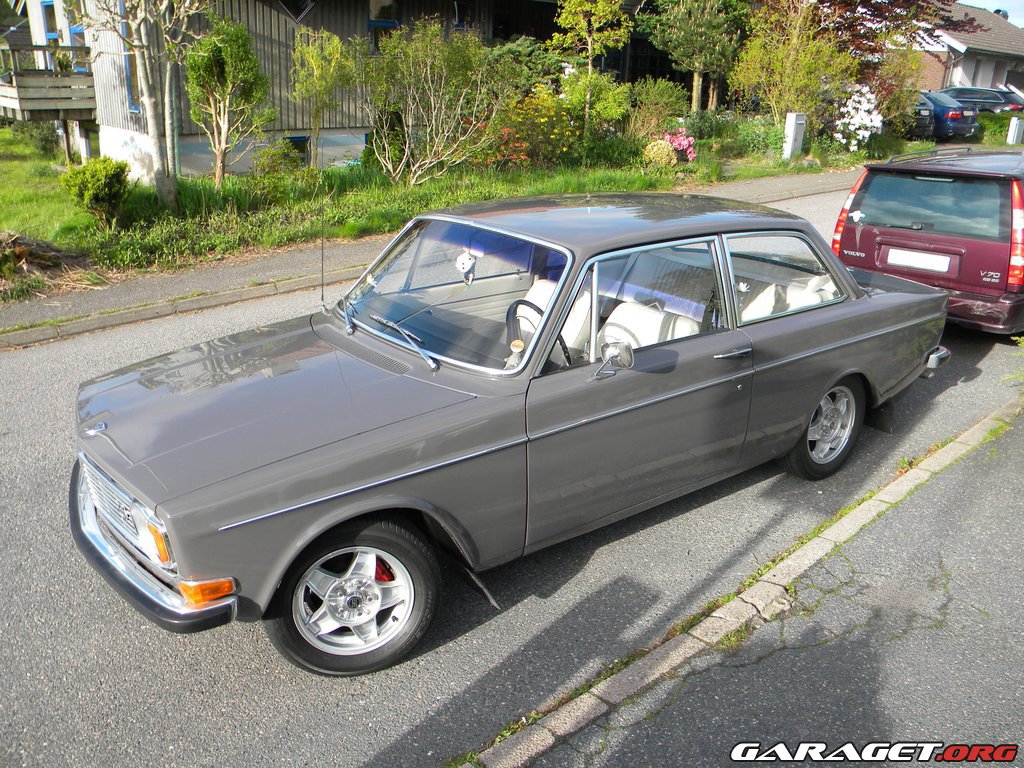 Volvo 142 "Mild Custom" (1968) - Garaget