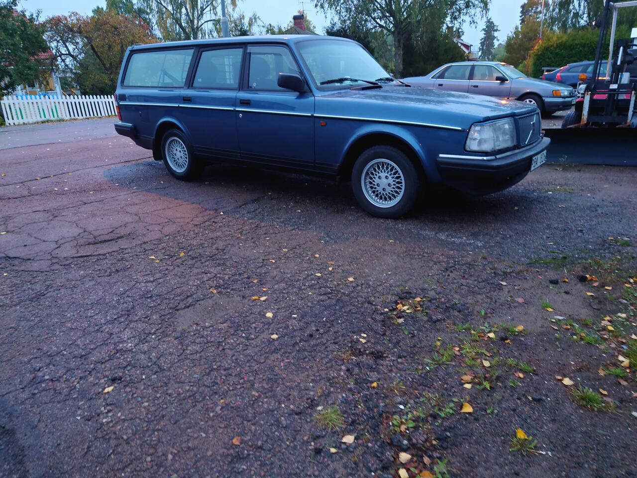 Volvo 240 "245 classic" (1993) - Garaget