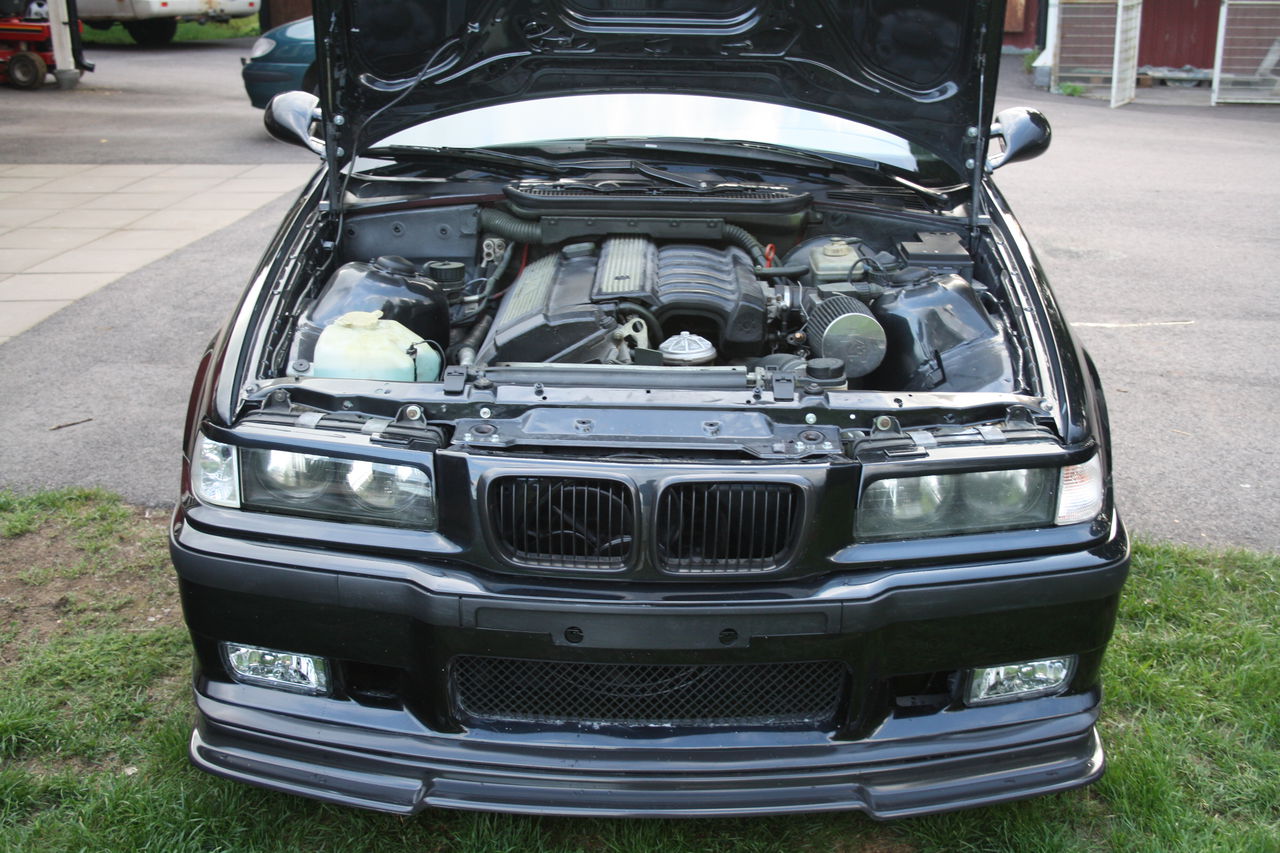 My long project nearly completed (New paintjob etc) e36 content