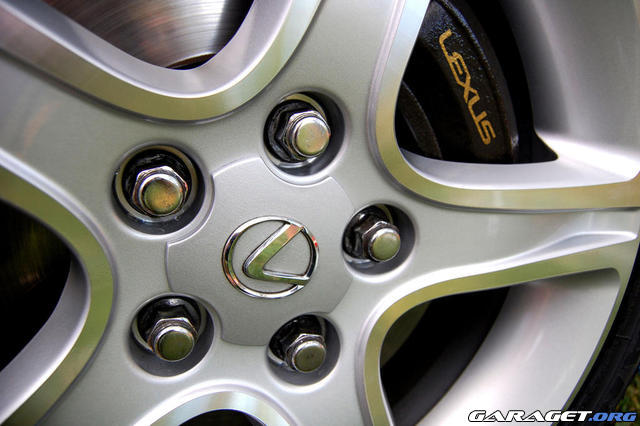 Caliper Colour - Lexus IS200 / Lexus IS300 Club - Lexus Owners Club